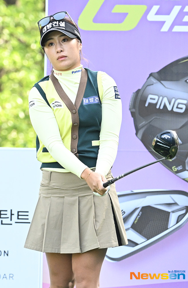 이정은6, ‘KLPGA 시즌 첫 메이저대회’ 에서 티샷 [포토엔HD] - 뉴스인코리아