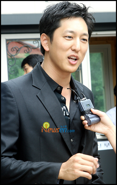 한석준 ‘연예가중계’ MC 낙점‥KBS는 아나운서 시대 - 손에 잡히는 뉴스 눈에 보이는 뉴스 - 뉴스엔