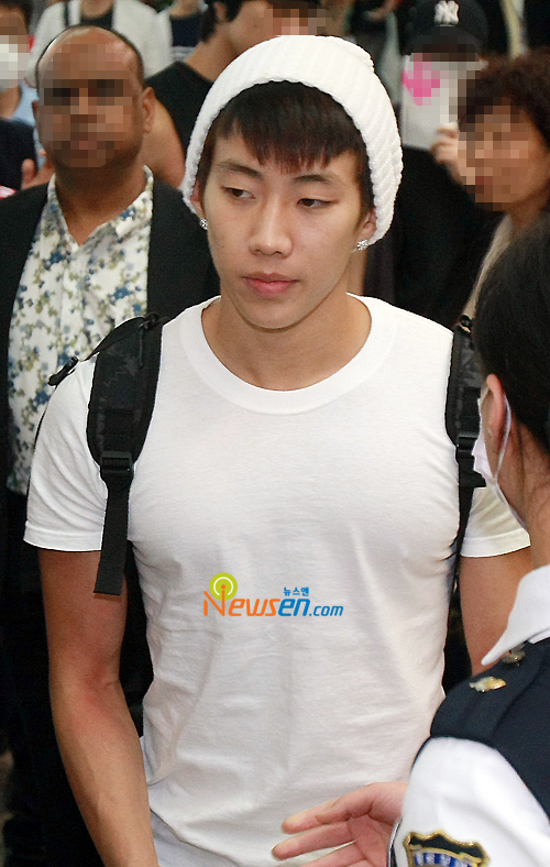 재범 합류한 2PM, 2009 엠넷아시안뮤직어워드에서 볼수 있을까? - 손에 잡히는 뉴스 눈에 보이는 뉴스 - 뉴스엔