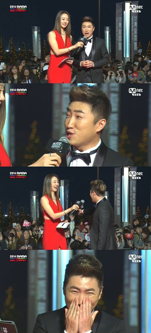 장동민, 시상 앞두고 최여진에 “기분좋다” 버럭..폭소(2014 MAMA) - 손에 잡히는 뉴스 눈에 보이는 뉴스 - 뉴스엔
