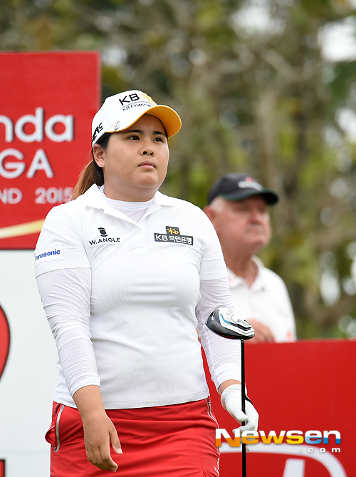 박인비, 혼다 LPGA 2R서 휘청 ‘35위 홀아웃’ - 손에 잡히는 뉴스 눈에 보이는 뉴스 - 뉴스엔