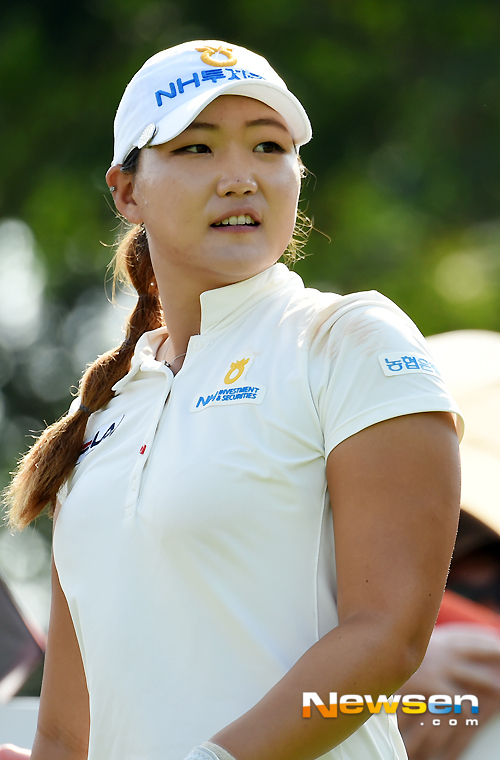 [포토엔]이미림 2R 8언더 공동 3위 (혼다 LPGA 타일랜드) - 손에 잡히는 뉴스 눈에 보이는 뉴스 - 뉴스엔