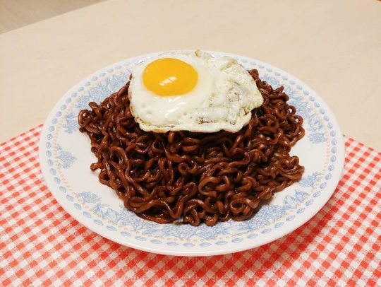 지숙, 블랙데이 맞아 짜장면 인증샷 “기분 좋으니까” - 손에 잡히는 뉴스 눈에 보이는 뉴스 - 뉴스엔