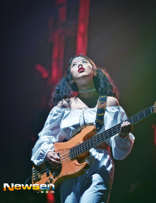 아도이(ADOY) ZEE ‘마법같은 베이스 선율’ (사운드시티 페스티벌)[포토엔HD] - 손에 잡히는 뉴스 눈에 보이는 뉴스 - 뉴스엔