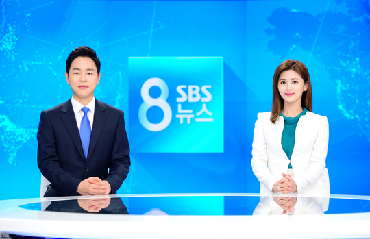 SBS 보도 관계자 “8시대 뉴스 전쟁터..신뢰감 쌓아가겠다” - 손에 잡히는 뉴스 눈에 보이는 뉴스 - 뉴스엔