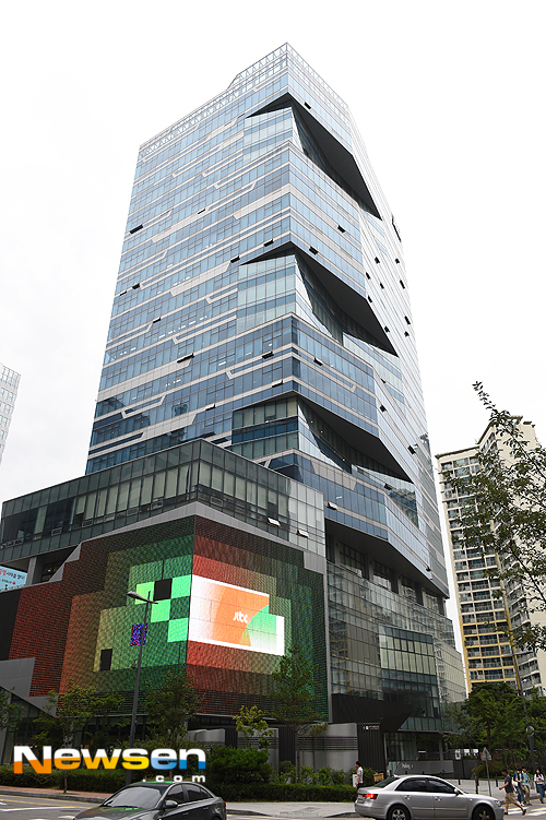 JTBC, CJ ENM와 MOU 체결 “OTT 합작법인 출범”(공식) - 손에 잡히는 뉴스 눈에 보이는 뉴스 - 뉴스엔