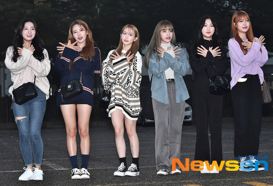 아리아즈 (ARIAZ) ‘아침부터 청순매력이 물씬~’[포토엔HD] - 손에 잡히는 뉴스 눈에 보이는 뉴스 - 뉴스엔