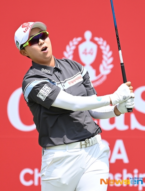 ‘KLPGA 챔피언십 1R 7언더파’ 김효주 “노보기 플레이 만족” - 손에 잡히는 뉴스 눈에 보이는 뉴스 - 뉴스엔