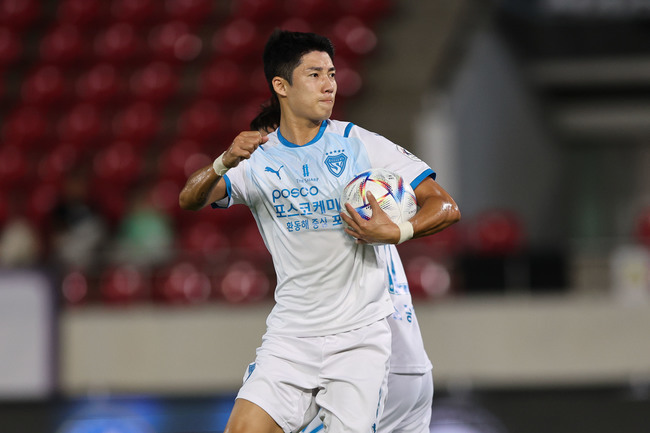 ‘1골 2도움’ 포항 허용준, K리그1 20R MVP - 손에 잡히는 뉴스 눈에 보이는 뉴스 - 뉴스엔