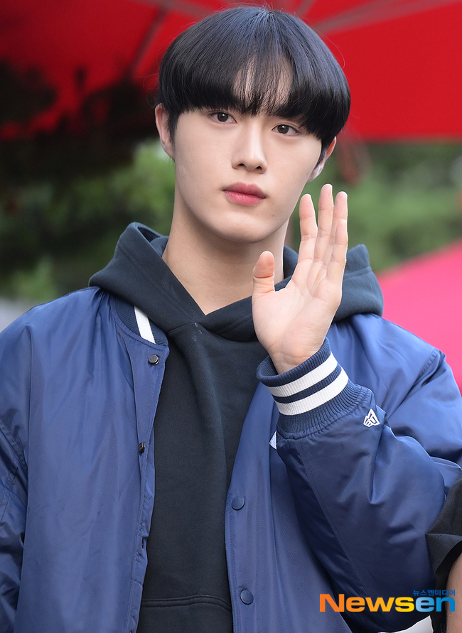 CIX 현석, 우월한 유전자[포토엔HD] - 손에 잡히는 뉴스 눈에 보이는 뉴스 - 뉴스엔