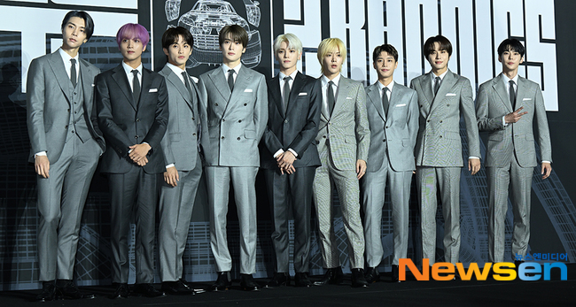 NCT127, 수트 입고 ‘질주’ [포토엔HD] - 손에 잡히는 뉴스 눈에 보이는 뉴스 - 뉴스엔