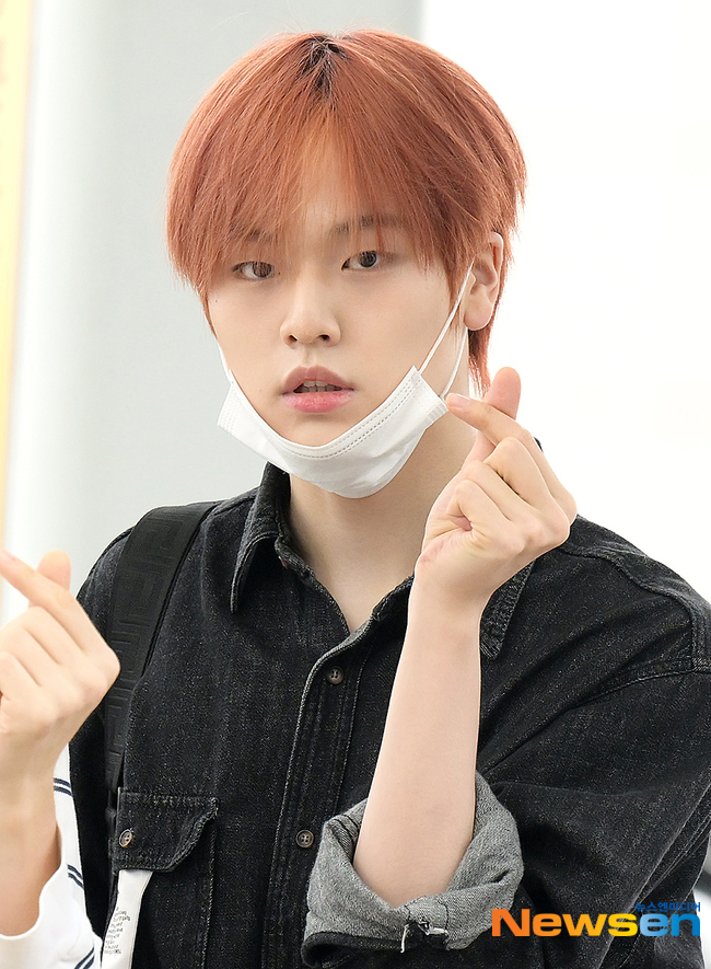 BAE173 도현, 심쿵 아이컨택 하트~[포토엔HD] - 손에 잡히는 뉴스 눈에 보이는 뉴스 - 뉴스엔