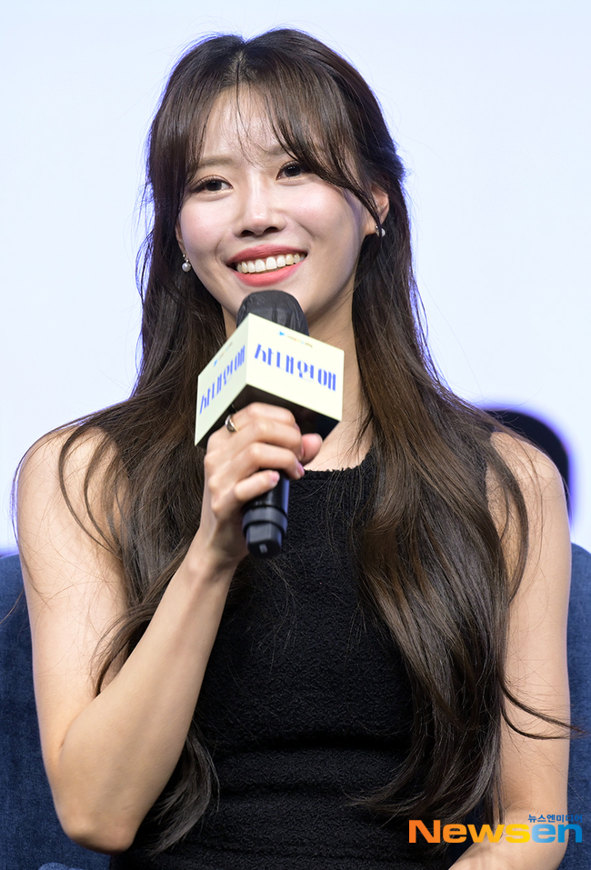 이미주, 이런 직장 다니고 싶네요[포토엔HD] - 손에 잡히는 뉴스 눈에 보이는 뉴스 - 뉴스엔