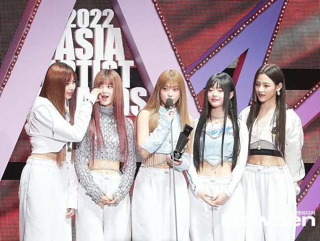 뉴진스, 화사한 ‘AAA’ 신인상 [포토엔HD] - 손에 잡히는 뉴스 눈에 보이는 뉴스 - 뉴스엔