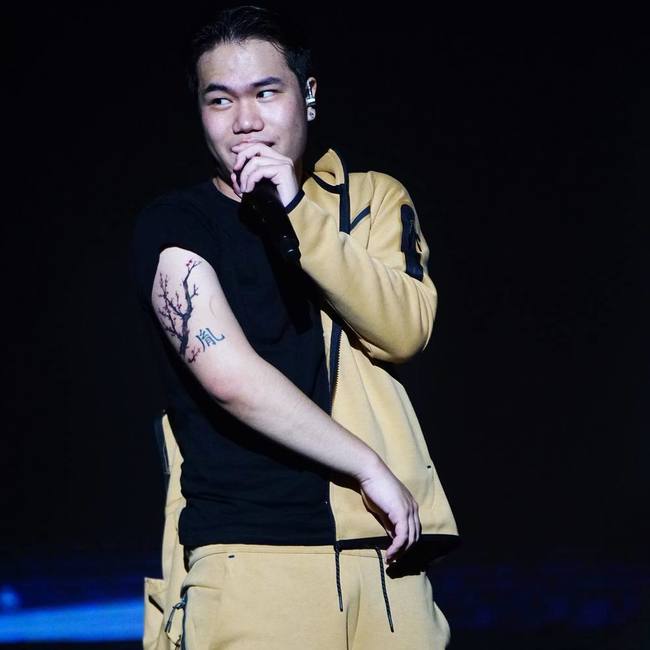 NSW yoon “현재 첫사랑 중” 20살 패기의 폭탄 고백(정희) - 뉴스인코리아