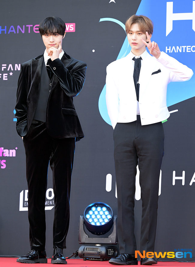 CIX 현석-이펙스 백승, 한터뮤직어워즈2022 MC 호흡[포토엔HD] - 손에 잡히는 뉴스 눈에 보이는 뉴스 - 뉴스엔