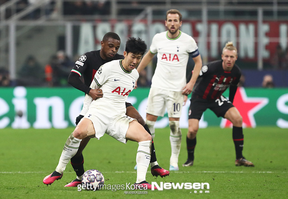 ‘손흥민 81분’ 토트넘, UCL 16강 밀란 원정서 0-1 패 - 손에 잡히는 뉴스 눈에 보이는 뉴스 - 뉴스엔
