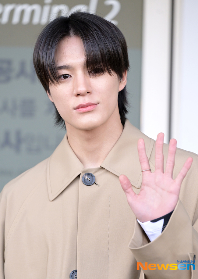 NCT DREAM 제노, 밀라노 패션위크 떠나요~[포토엔HD] - 뉴스인코리아