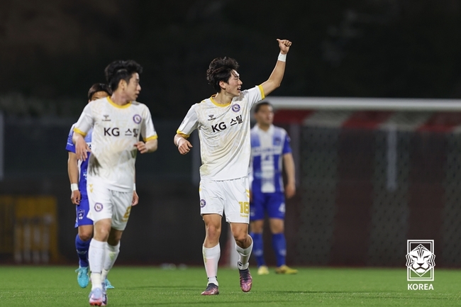 K4 당진 거제 FA컵 3R 진출, K리그2 모두 생존 - 손에 잡히는 뉴스 눈에 보이는 뉴스 - 뉴스엔