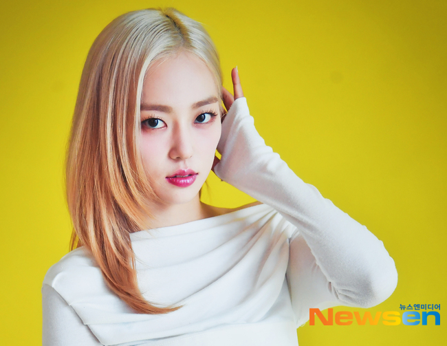 예은, 오묘한 매력 [포토엔HD] - 손에 잡히는 뉴스 눈에 보이는 뉴스 - 뉴스엔