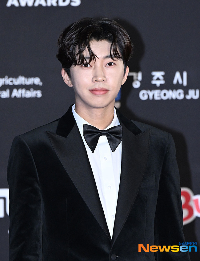 “임영웅, 나훈아·심수봉급 대우 받아”…권재영 PD, KBS 단독쇼 비화 공개 - 손에 잡히는 뉴스 눈에 보이는 뉴스 - 뉴스엔