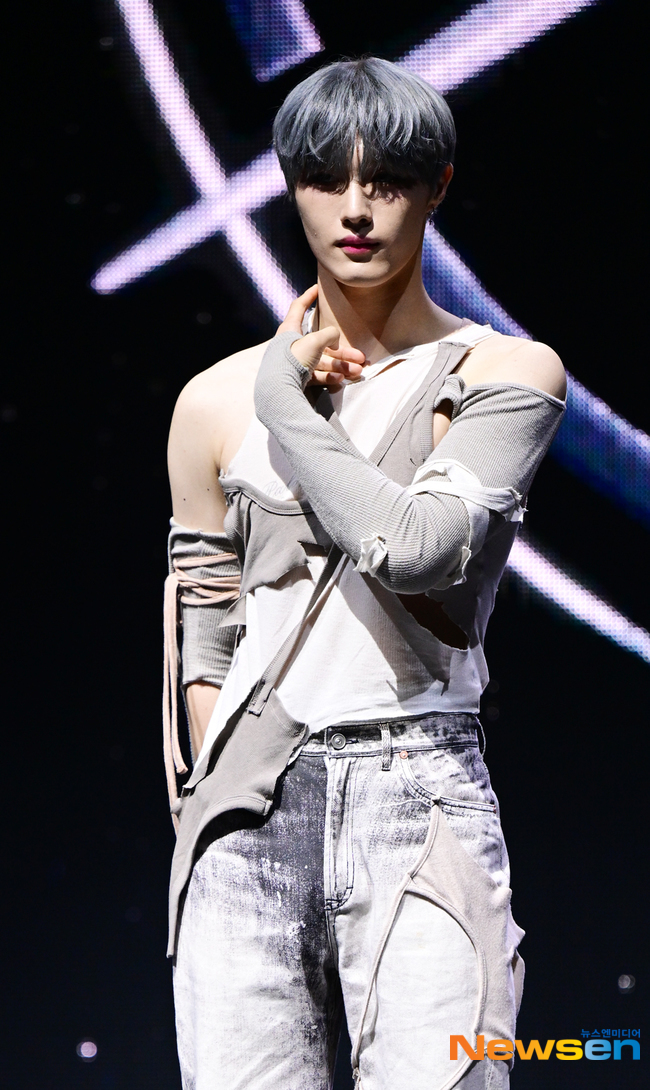 씨아이엑스(CIX) 현석, 남다른 분위기[포토엔HD] - 손에 잡히는 뉴스 눈에 보이는 뉴스 - 뉴스엔