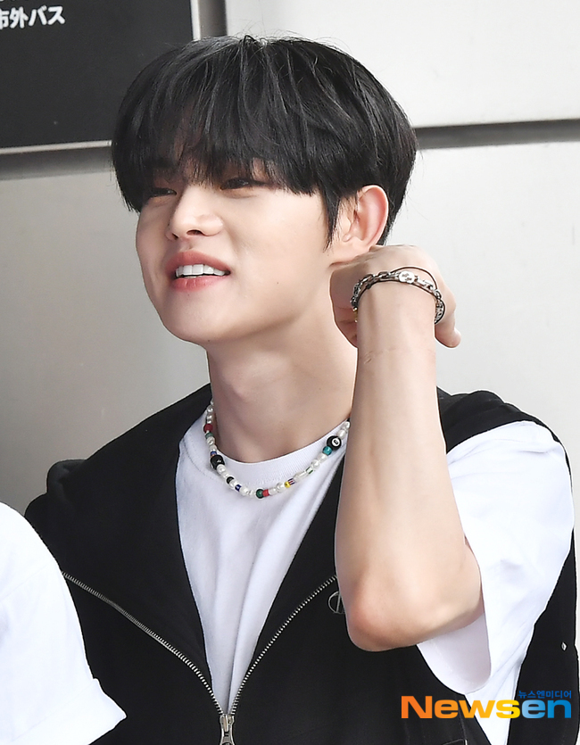 BAE173 제이민, 돋보이는 출국장 매력~ [포토엔HD] - 손에 잡히는 뉴스 눈에 보이는 뉴스 - 뉴스엔