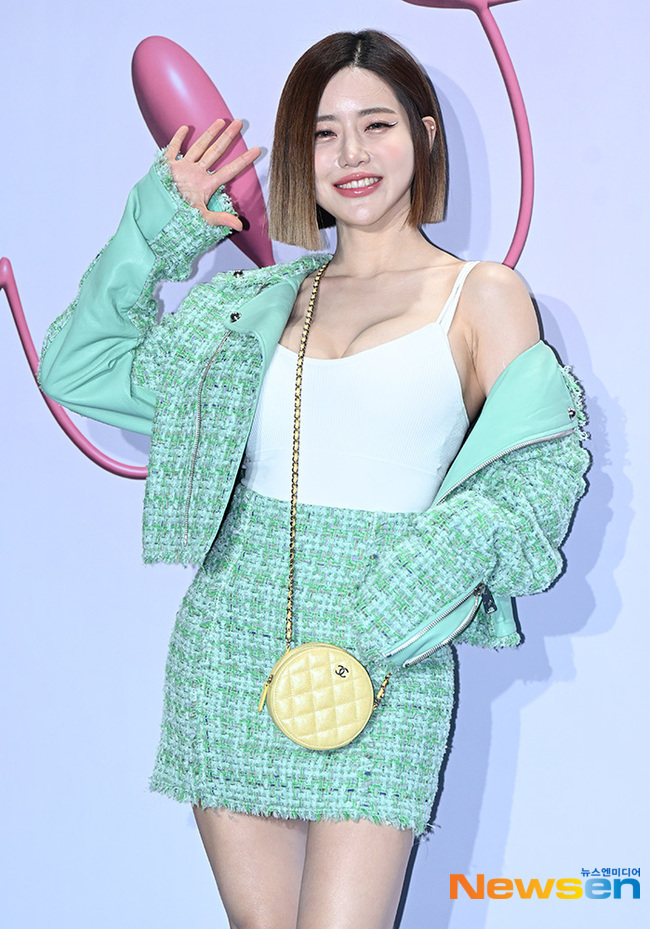 DJ 소다, 日 공연서 성추행 피해 “여러 명이 가슴 만져 속수무책”[전문] - 손에 잡히는 뉴스 눈에 보이는 뉴스 - 뉴스엔