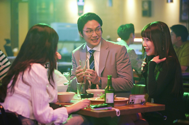 애주가 성시경, 이경영 X탄주 맛에 감동 “후대까지 진행시켜”(SNL4)[결정적장면] - 손에 잡히는 뉴스 눈에 보이는 뉴스 - 뉴스엔