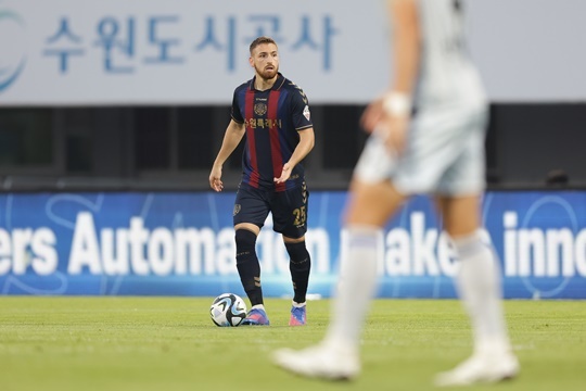 무실점 승리 이끈 우고 고메스, K리그1 29R MVP - 손에 잡히는 뉴스 눈에 보이는 뉴스 - 뉴스엔