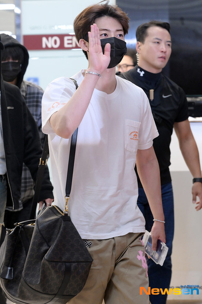 NCT DREAM 재민 ‘정직한 손인사’[포토엔HD] - 뉴스인코리아