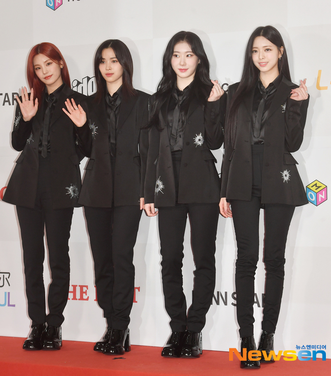 ITZY, 클라스가 다른 표정 (TMA)[포토엔HD] - 손에 잡히는 뉴스 눈에 보이는 뉴스 - 뉴스엔