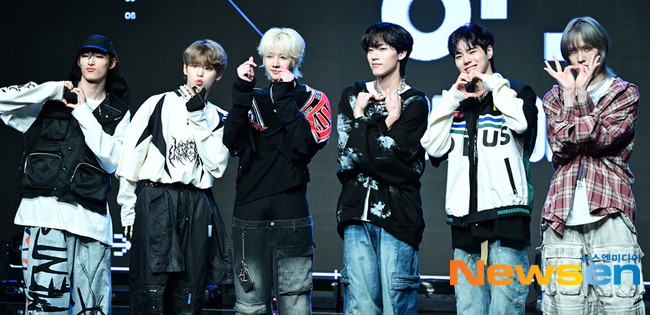 82MAJOR, 개성 넘치는 하트[포토엔HD] - 손에 잡히는 뉴스 눈에 보이는 뉴스 - 뉴스엔