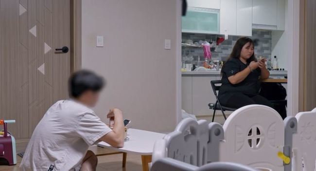 45세 고딩엄마 “가정폭력 남편과 이혼, 딸도 18살에 임신” (고딩엄빠4) - 손에 잡히는 뉴스 눈에 보이는 뉴스 - 뉴스엔