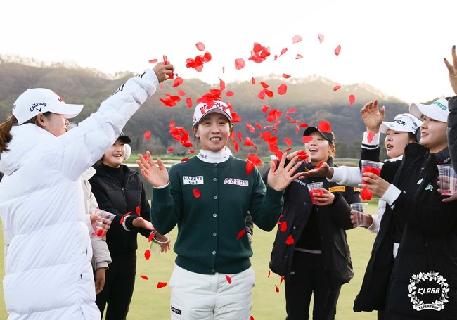 KLPGA투어 최다승 임진희, 세계 40위 도약..릴리아 부 1위 - 손에 잡히는 뉴스 눈에 보이는 뉴스 - 뉴스엔