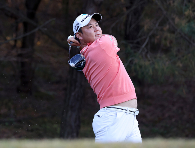 PGA Q스쿨 첫날 2타 줄인 함정우, 3타차 공동 10위..노승열·강성훈 공동 57위 - 손에 잡히는 뉴스 눈에 보이는 뉴스 - 뉴스엔