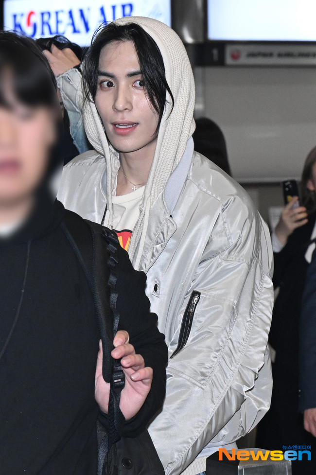 SF9 유태양, 훈훈한 출국 [포토엔HD] - 손에 잡히는 뉴스 눈에 보이는 뉴스 - 뉴스엔