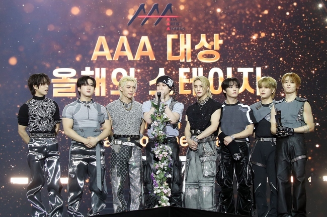 뉴진스 ‘2023 AAA’ 대상 2관왕, 이준호·세븐틴·스키즈·임영웅도 대상 영예[종합] - 손에 잡히는 뉴스 눈에 보이는 뉴스 - 뉴스엔