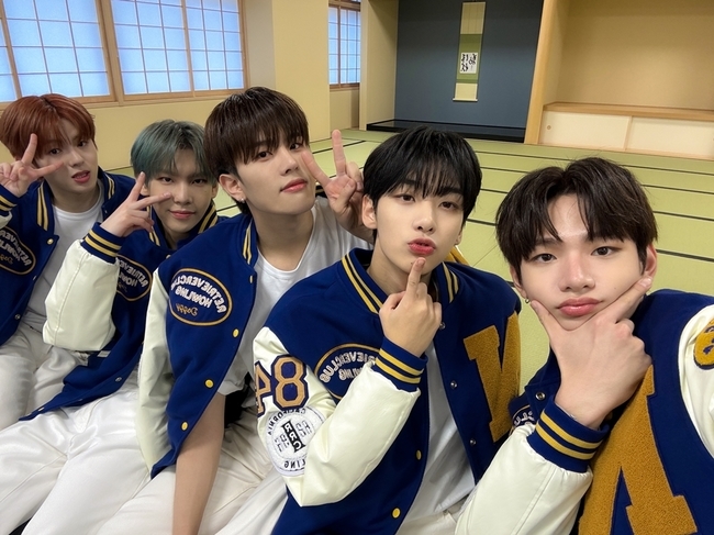 RBW 신인 NXD, 日 도쿄 스쿨어택 성공…데뷔 임박 - 손에 잡히는 뉴스 눈에 보이는 뉴스 - 뉴스엔