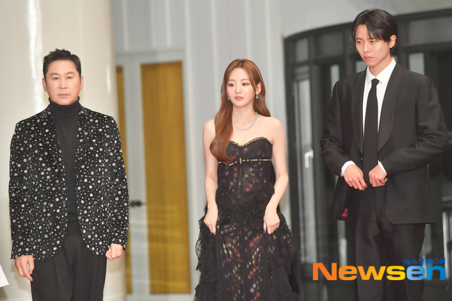 2023 KBS 연예대상, 진행 신동엽, 조이현, 주우재 - 손에 잡히는 뉴스 눈에 보이는 뉴스 - 뉴스엔