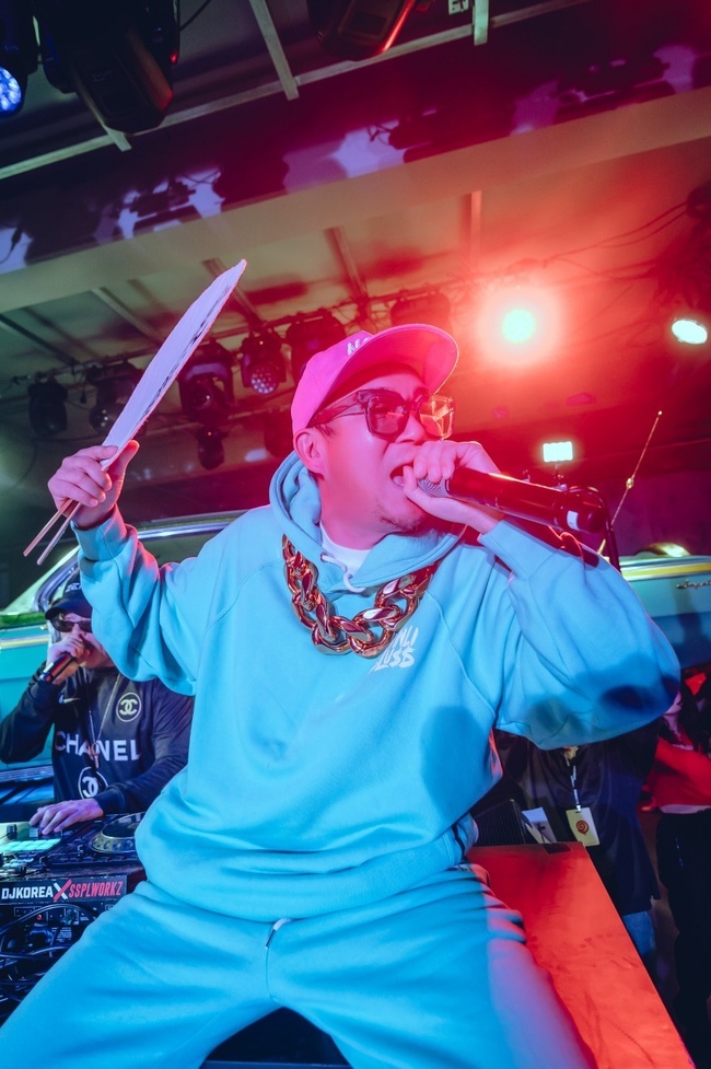 DJ DOC, 김창열 없이 데뷔 30주년 기념 신곡 ‘건배’ 깜짝 선공개 - 손에 잡히는 뉴스 눈에 보이는 뉴스 - 뉴스엔