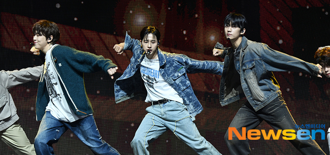 B1A4, 화보처럼 [포토엔HD] - 뉴스인코리아