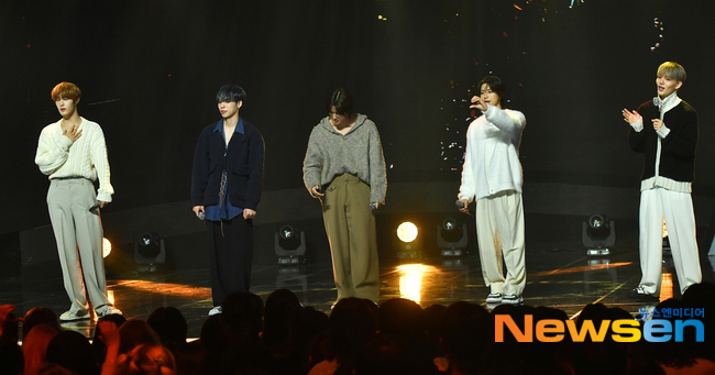 CIX(씨아이엑스), 5인 5색 파라다이스 비주얼 [포토엔HD] - 뉴스인코리아