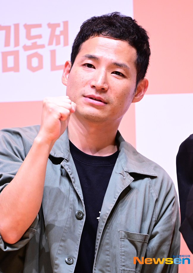 ‘홍김동전’ 박인석 PD, KBS 떠날까? “인사 발령 아직, 확인 어려워”[공식입장] - 손에 잡히는 뉴스 눈에 보이는 뉴스 - 뉴스엔