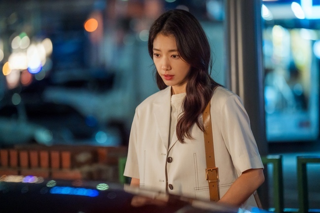 죄책감 든다더니…박신혜, 결혼+출산 안 믿기는 동안 교복 비주얼(닥터슬럼프) - 손에 잡히는 뉴스 눈에 보이는 뉴스 - 뉴스엔