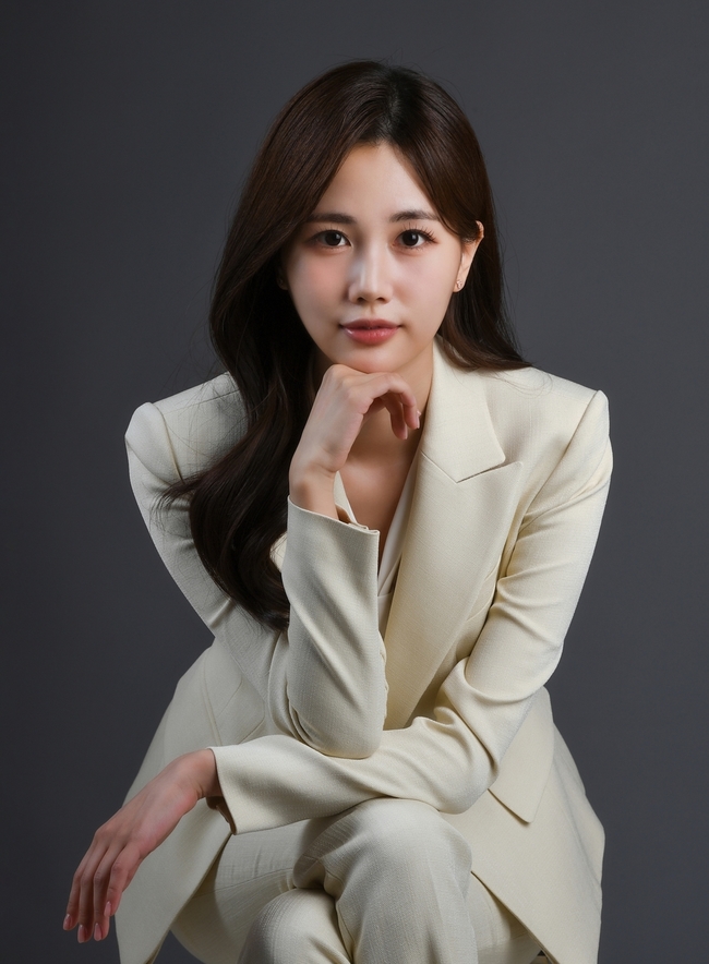 SBS ‘8뉴스’ 김가현 앵커 “AI에게 일자리 안 뺏기려면 열심히가 답이죠”[EN:인터뷰] - 손에 잡히는 뉴스 눈에 보이는 뉴스 - 뉴스엔