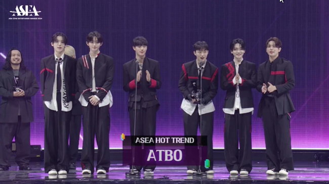 ATBO, 크리피 너츠와 핫트렌드상 “곧 데뷔 2주년, 팬들 덕분에 성장”[ASEA 2024] - 손에 잡히는 뉴스 눈에 보이는 ...