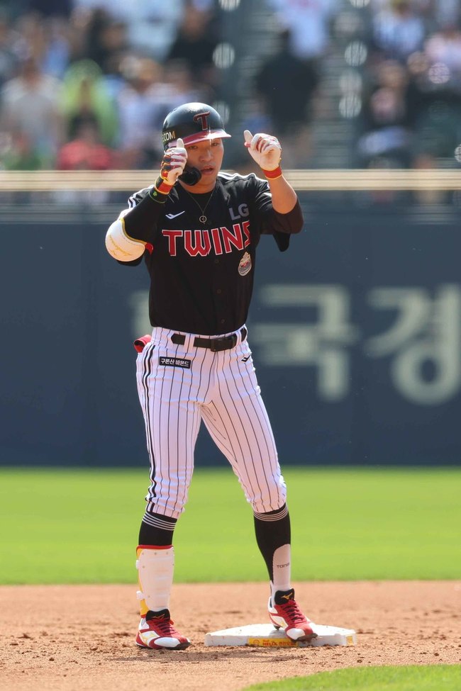 ‘최원태 첫 QS+박해민 2안타 2득점’ LG, SSG에 4-1 역전승 - 손에 잡히는 뉴스 눈에 보이는 뉴스 - 뉴스엔