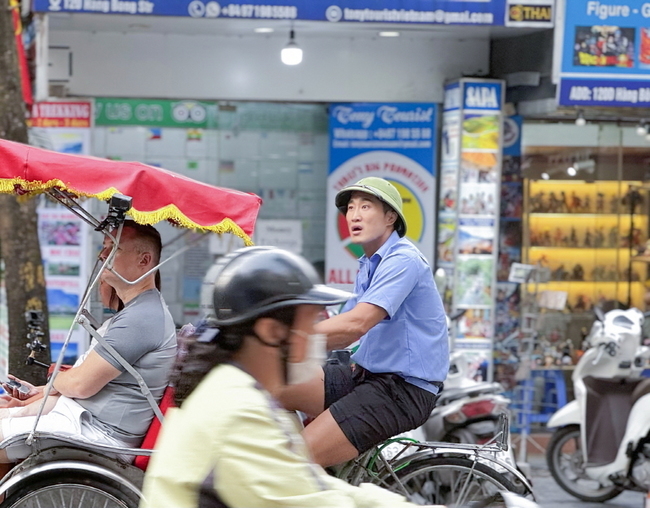 ‘눈떠보니 OOO’ PD “‘전과자’로 라이징한 이창섭, 섭외 1순위였다” - 손에 잡히는 뉴스 눈에 보이는 뉴스 - 뉴스엔