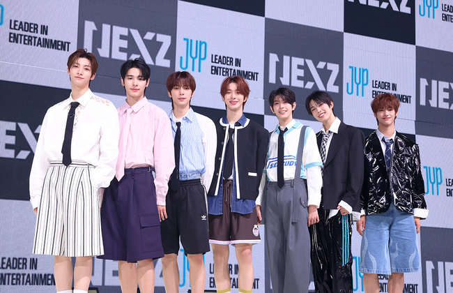 ‘JYP 6년만 신인 보이그룹’ 넥스지, 성공적 데뷔 쇼케이스 “꿈같은 순간” - 손에 잡히는 뉴스 눈에 보이는 뉴스 - 뉴스엔